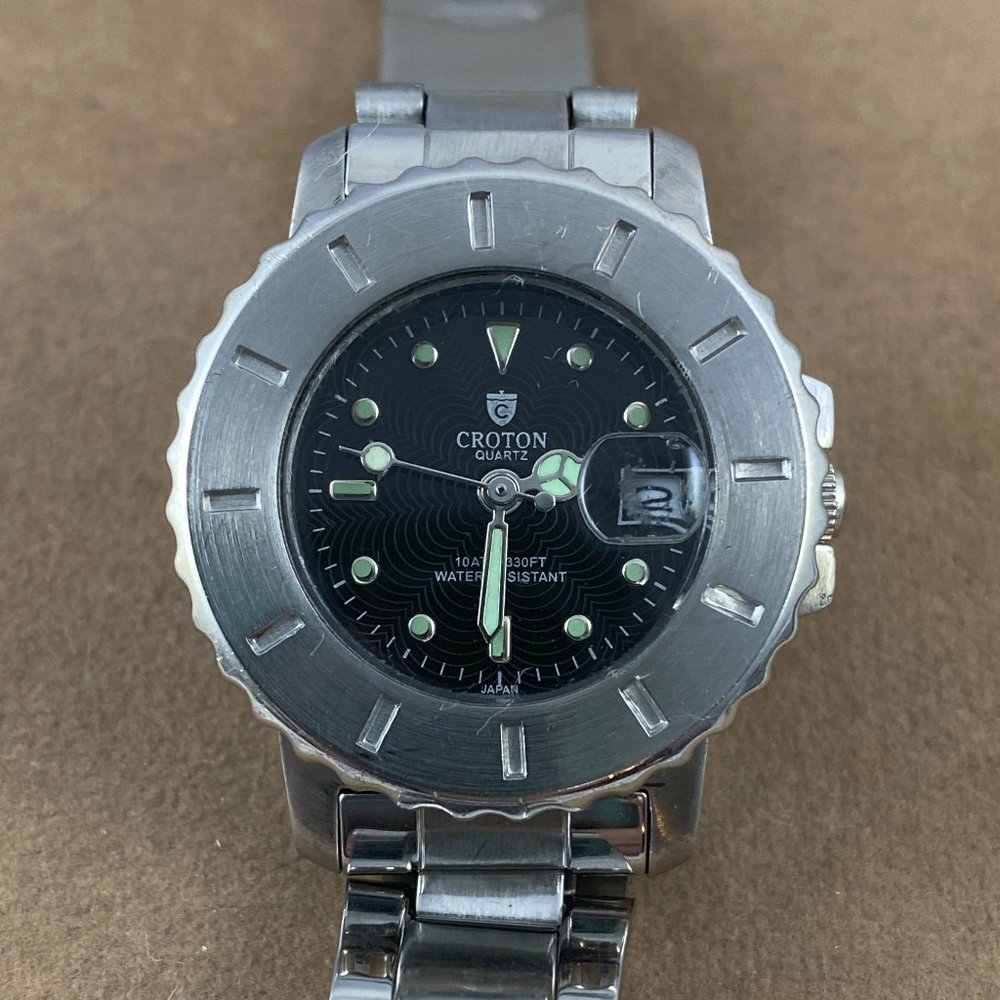 Croton Quartz Stainless Steel Sports Watch - Gem